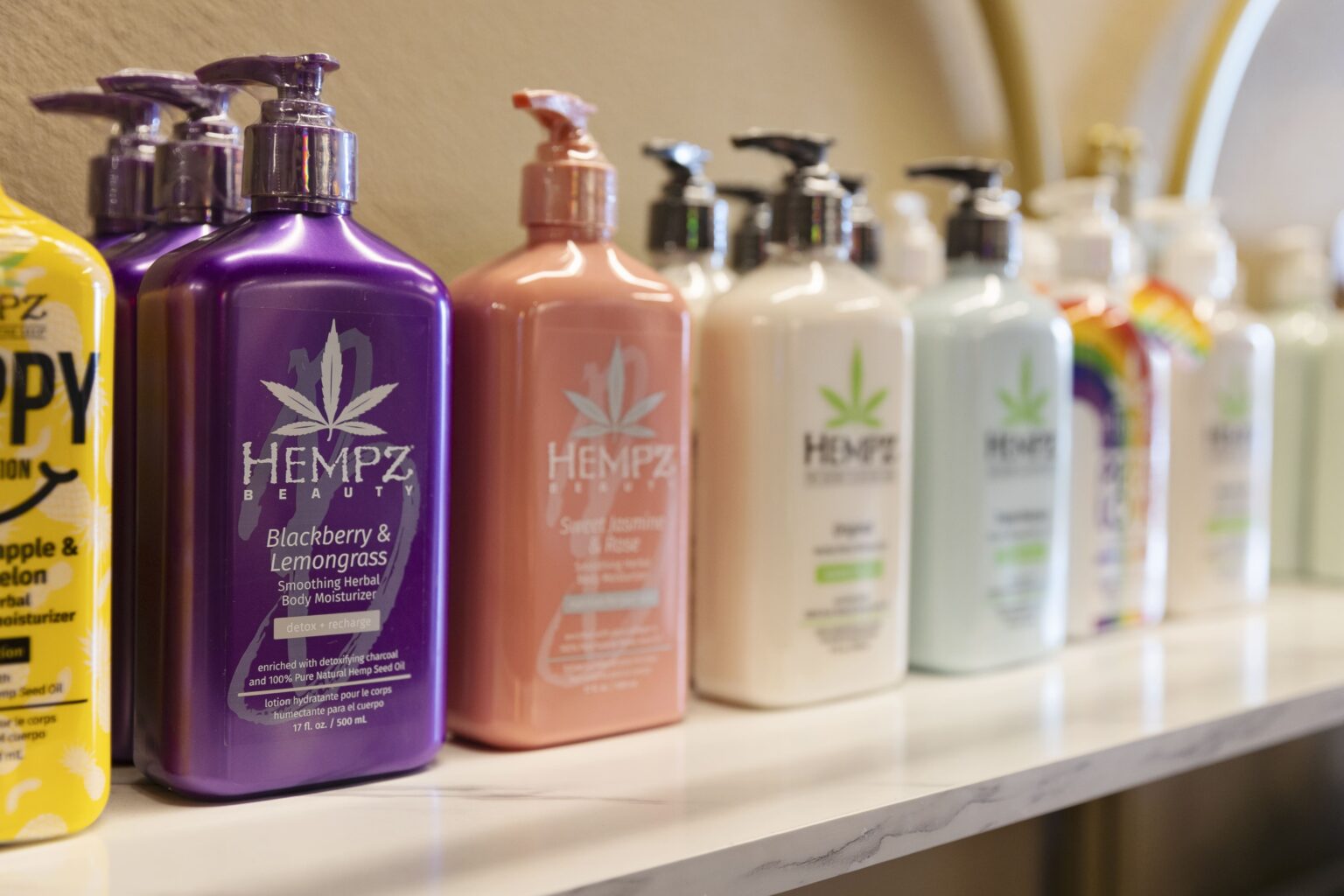 Tanning Salon in Janesville WI | Paradise Island Tanning