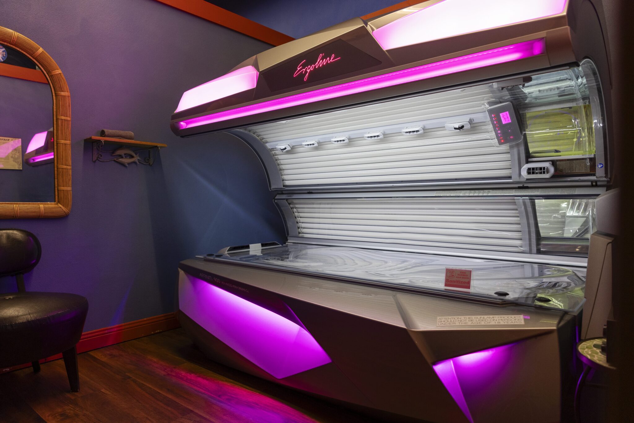 Tanning Salon in Janesville WI | Paradise Island Tanning